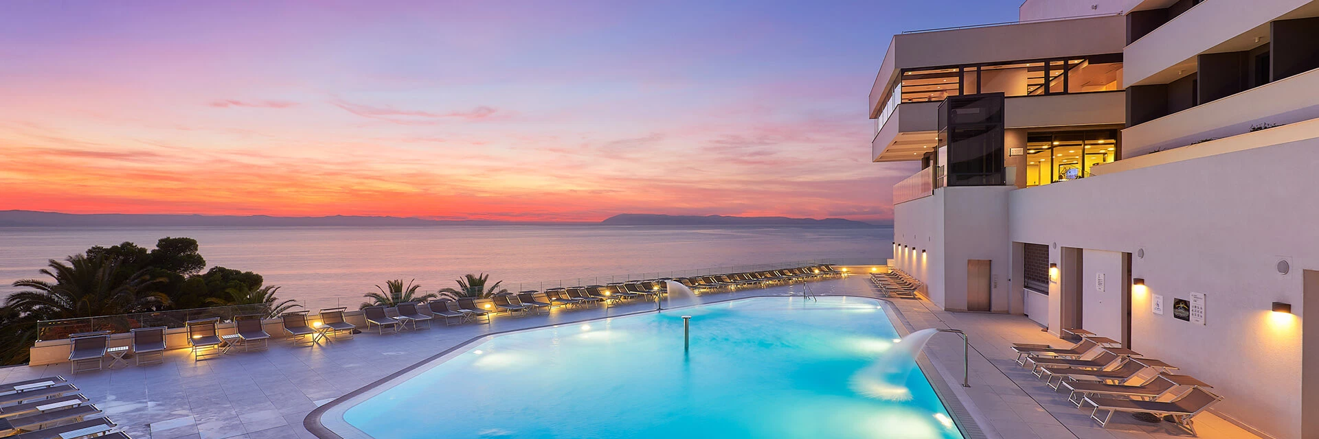 Medora Hotels - Podgora - die perfekte Mischung von Meer und Bergen ...